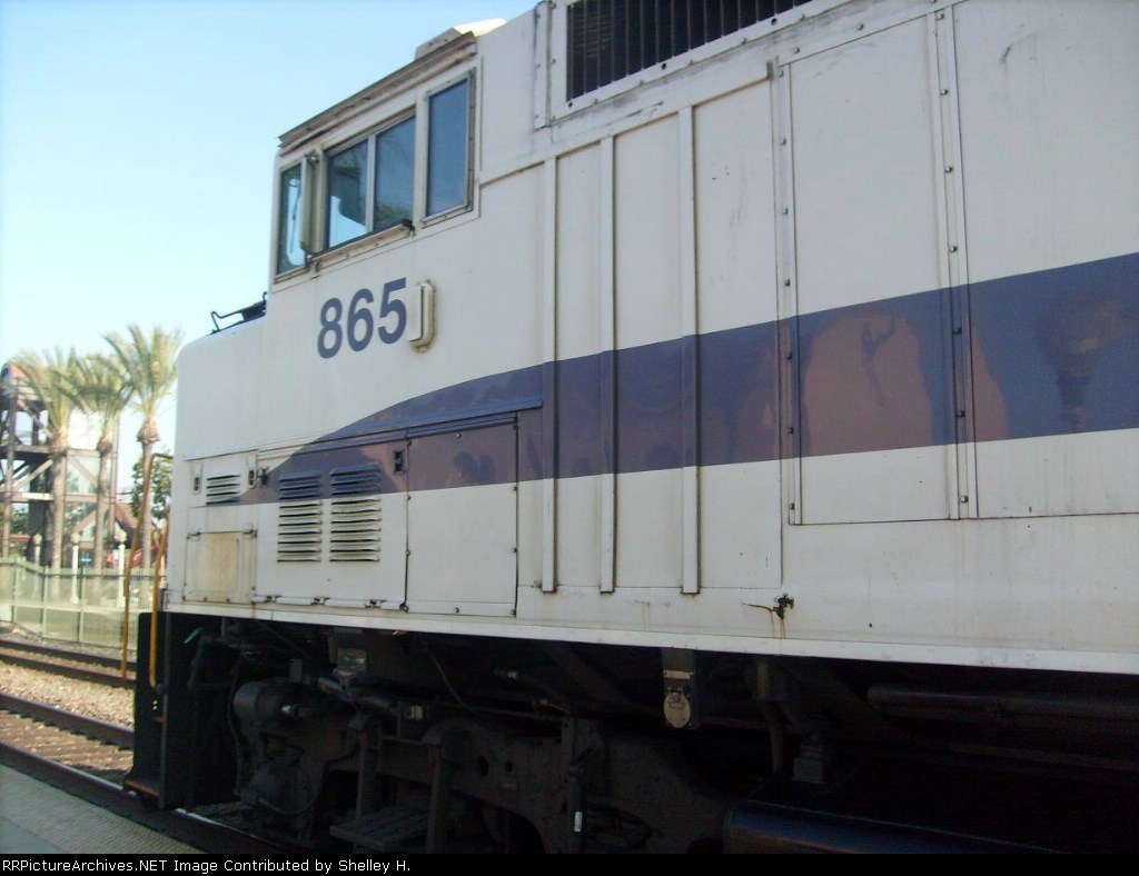 SCRX 865 about to leave.......